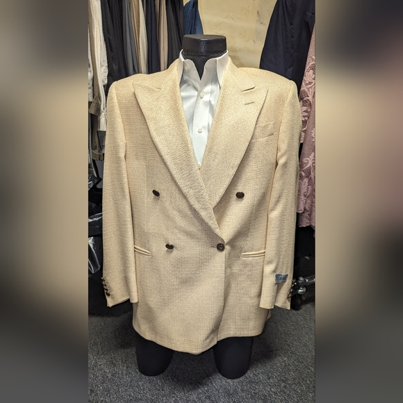 Gianfranco Ferre | Suits & Blazers | Gianfranco Ferr Beige Suit | Poshmark